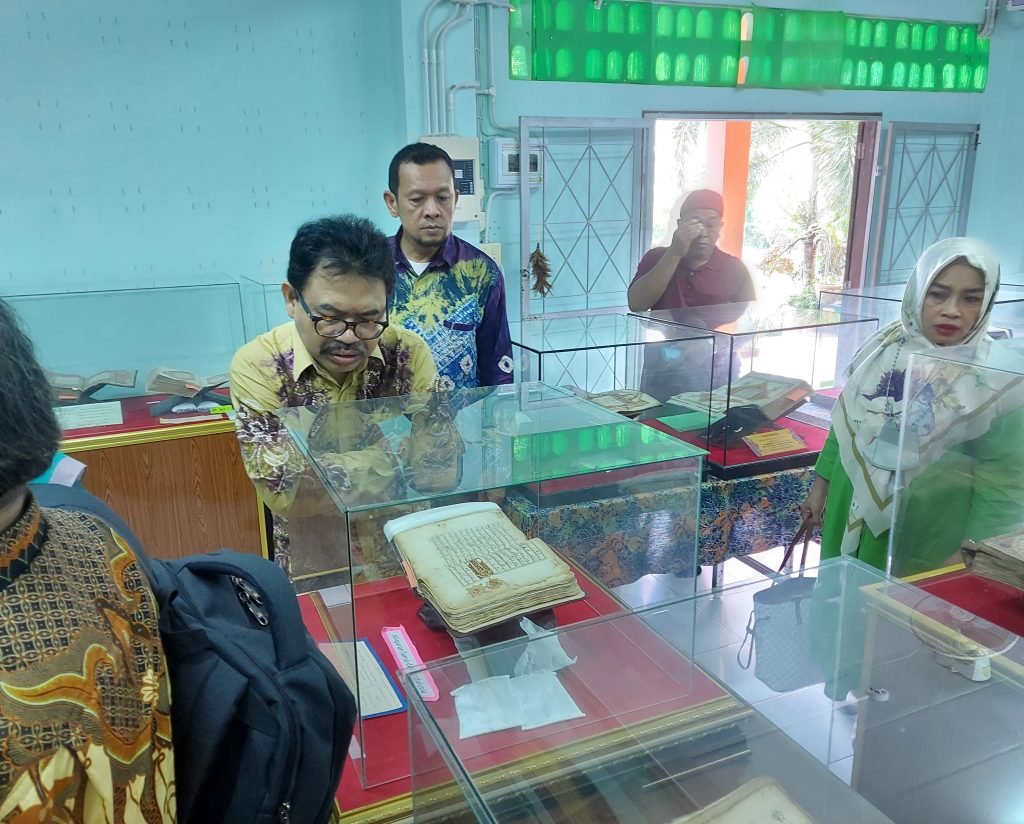 Wow! Ada Karya Klasik Ulama Banjar di Muzium Manuskrip Al-Qur’an Thailand - Situs Resmi UIN Antasari