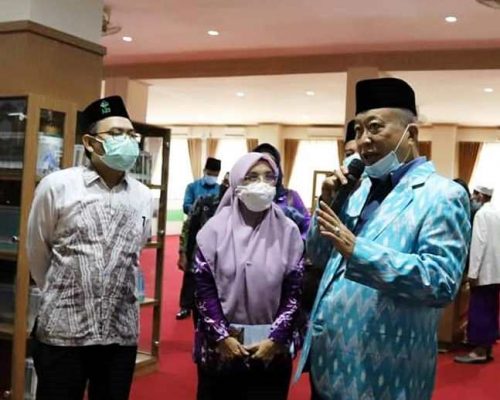 Guru Hatim Berpulang, Rektor Prof. Dr. H. Mujiburrahman, M.A.: Beliau ...